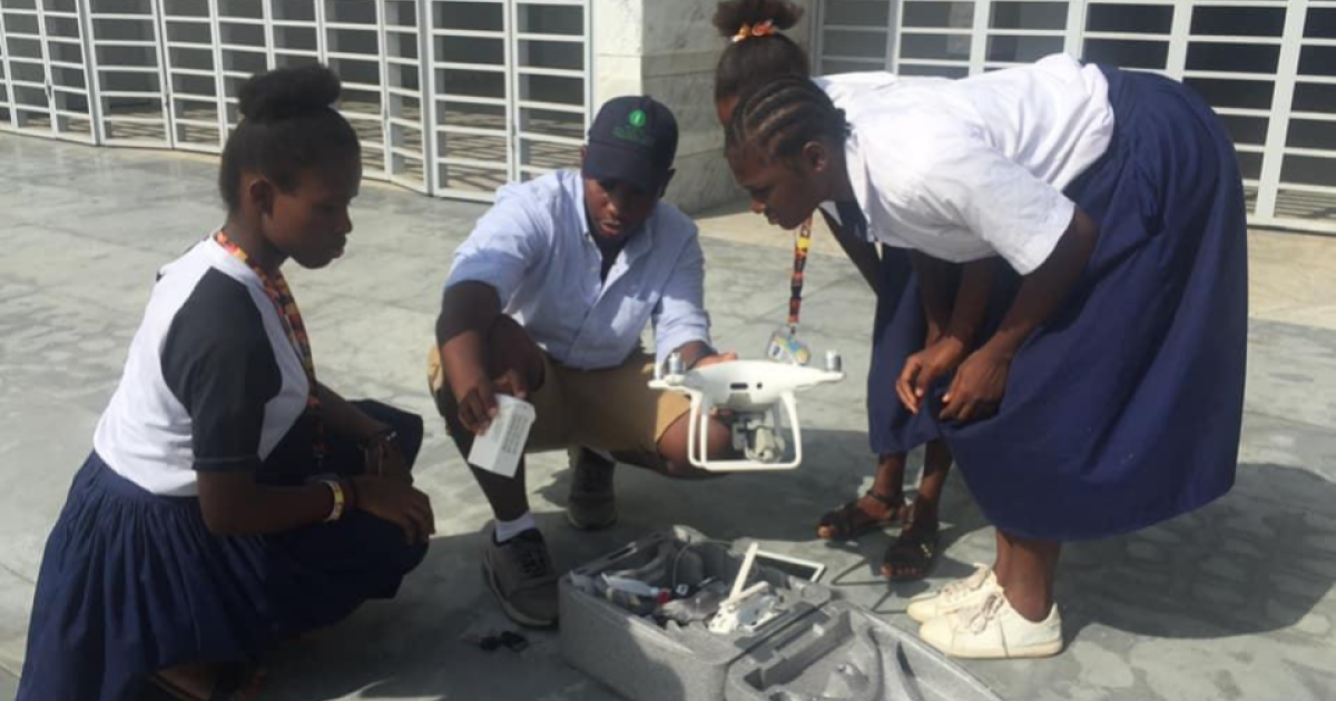 Meet the Next Generation of Drone Experts: The Students… | Flying Labs